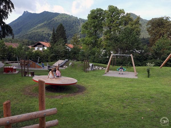 Giant Revolving Disc | Stiliom Park & Lekutrustning