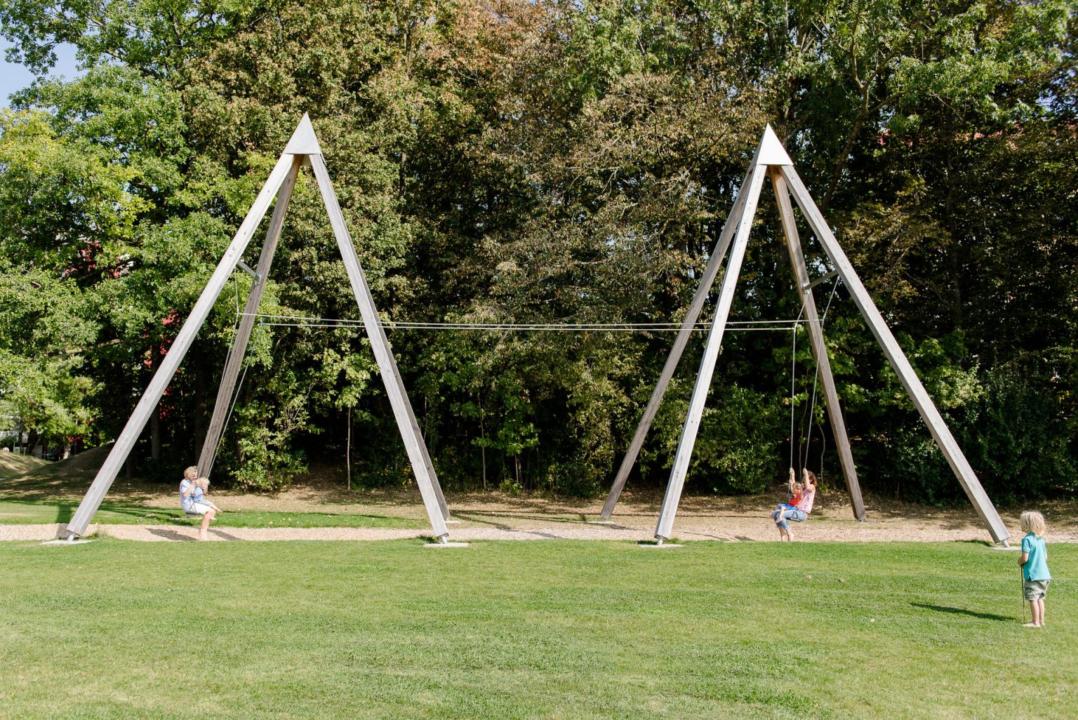 Pyramid Partner Swing | Stiliom Park & Lekutrustning