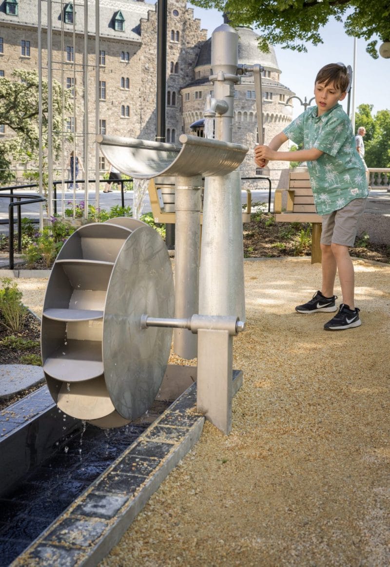 Teaterplan vattenlek, Örebro | Stiliom Park & Lekutrustning